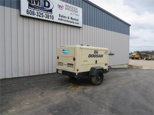 DOOSAN P425/HP375 13189 - M & D Truck and Equipment Sales