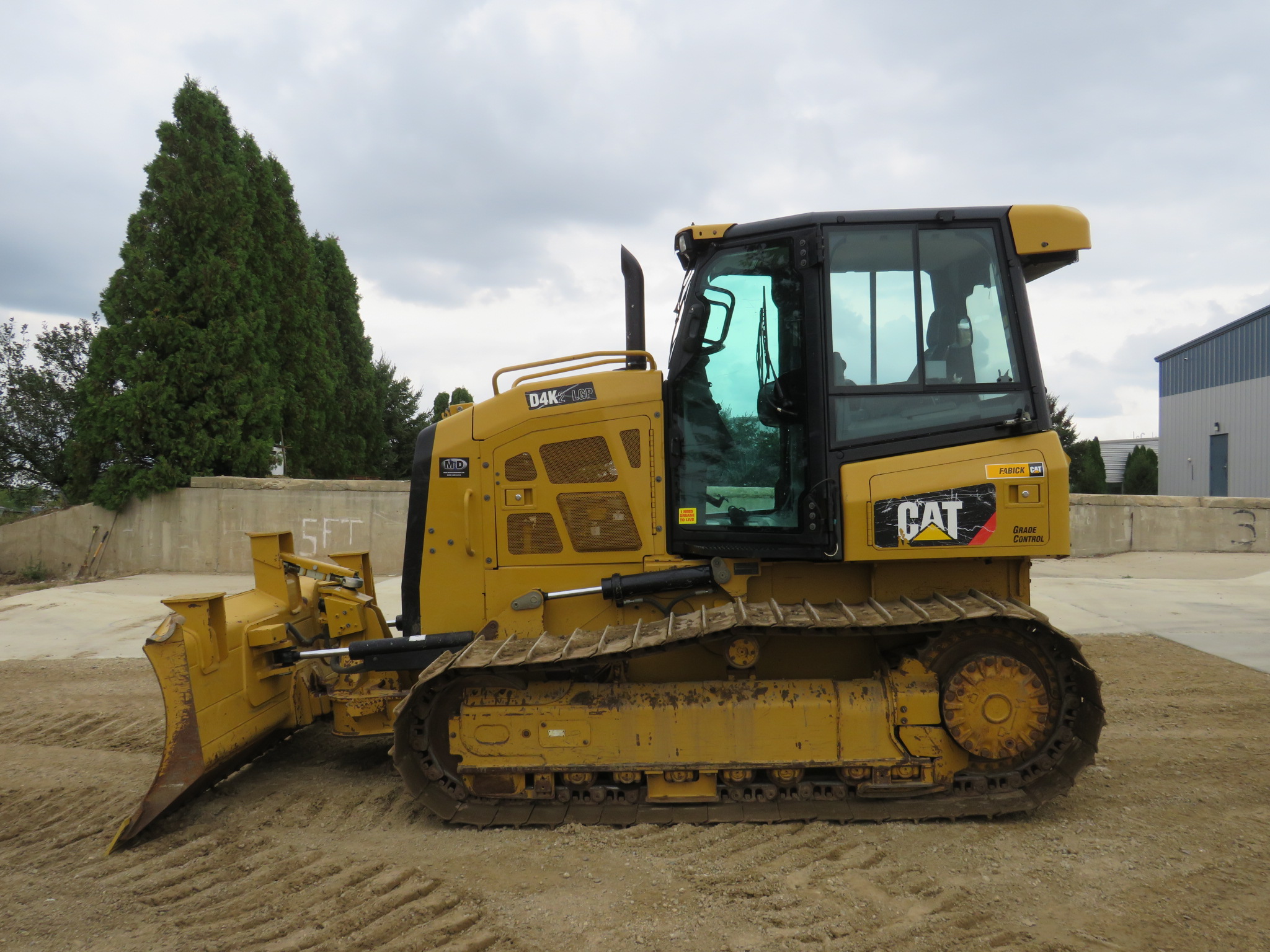 Crawler Loaders, Dozers - M & D Truck and Equipment Sales