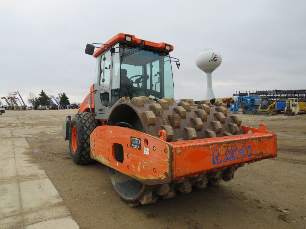 2019 XCMG CV123PDU 13952 - M & D Truck and Equipment Sales