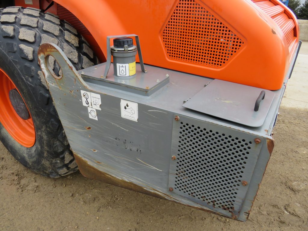 2019 XCMG CV123PDU 13952 - M & D Truck and Equipment Sales