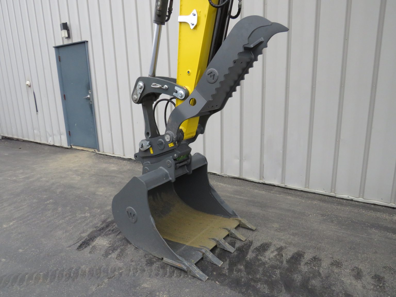 WACKER NEUSON ET90 14002 - M & D Truck and Equipment Sales