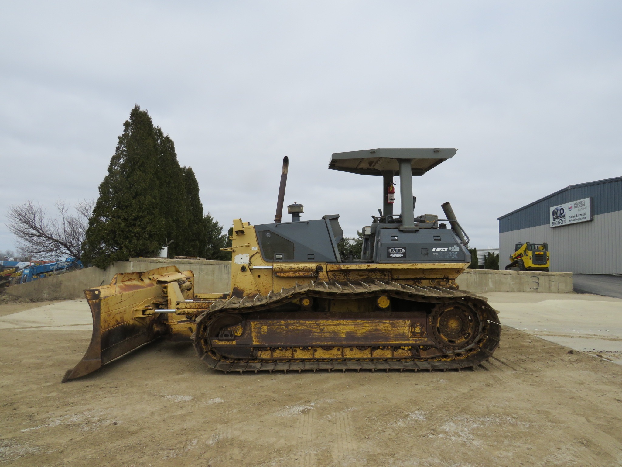 Crawler Loaders, Dozers - M & D Truck and Equipment Sales