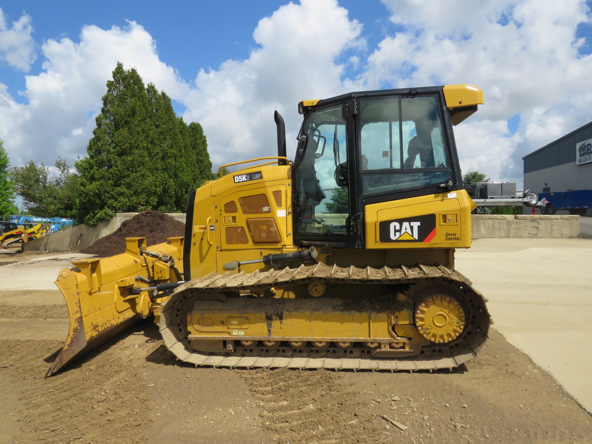 Crawler Loaders, Dozers - M & D Truck and Equipment Sales