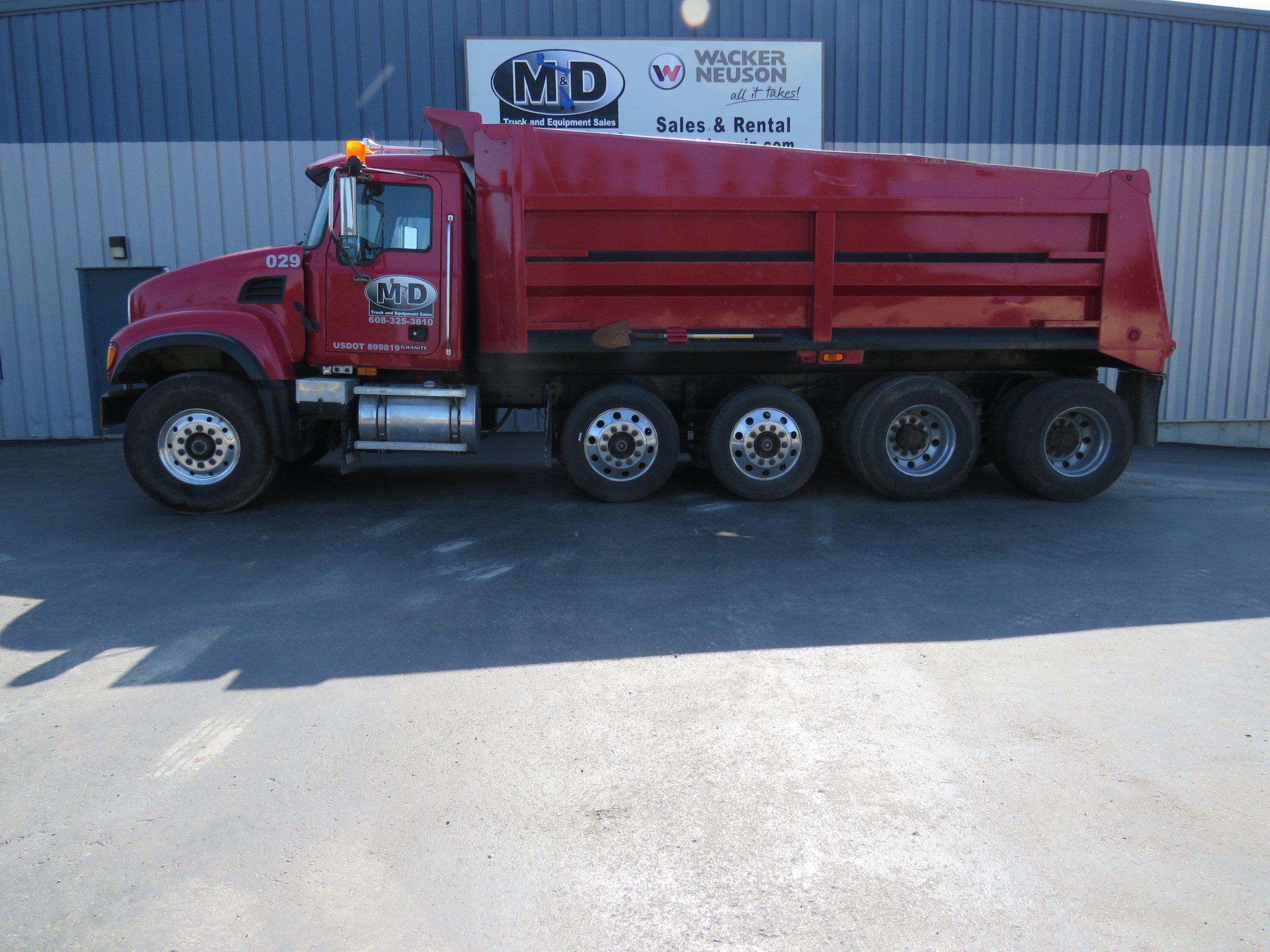 Trucks - M & D Truck and Equipment Sales